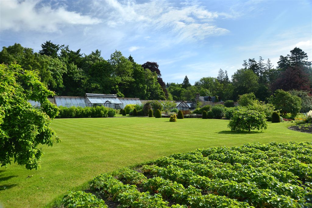 Galleries - Ardross Castle